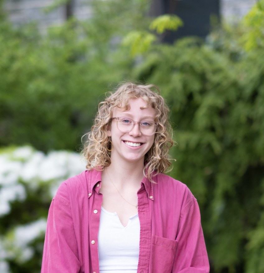 Summer Internships: Emma Gross '25 Summer Internships: Emma Gross '25